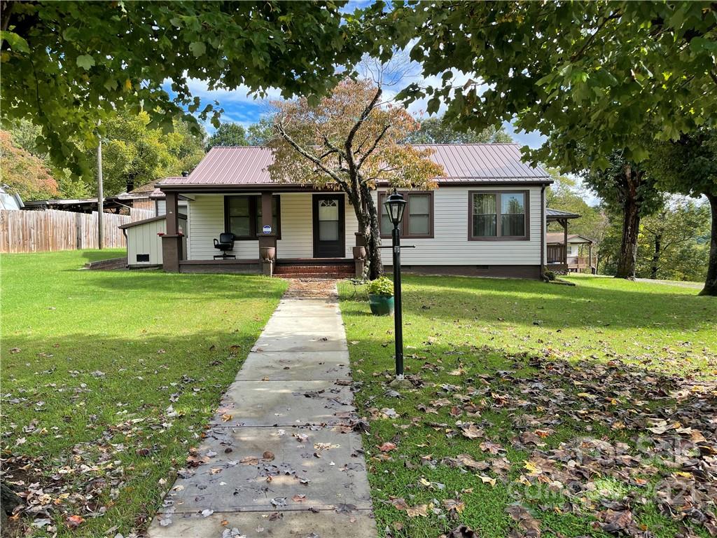 17 Old Us 19 23 Highway, Candler NC | MLS# Car3797571 - GreyBeard Realty