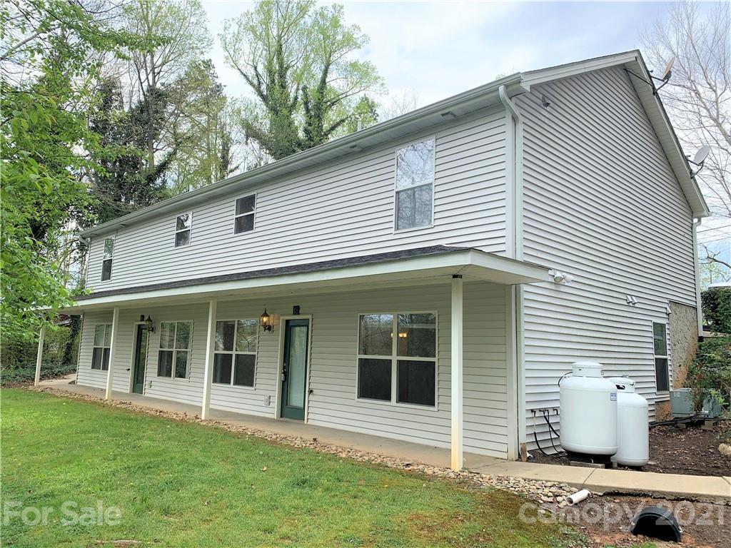 Candler NC Listing ID Car3725171