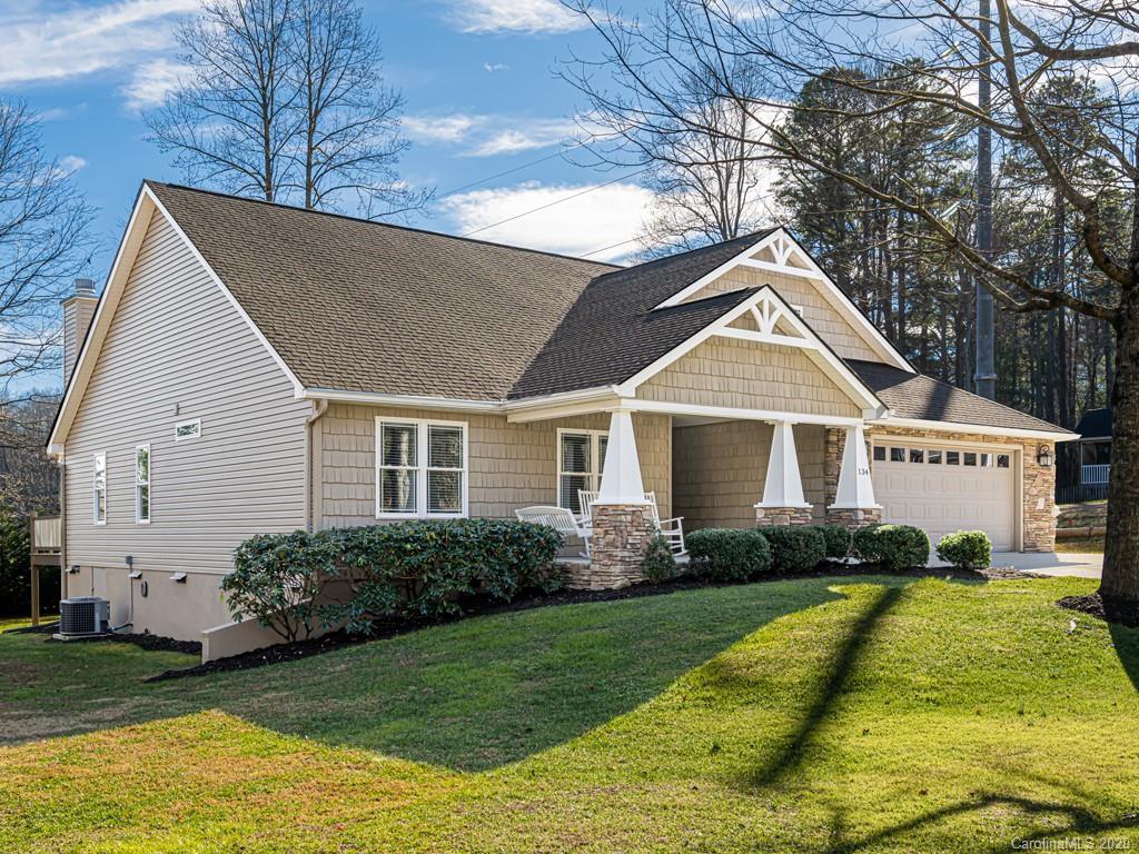 Hendersonville NC Listing ID Car3690555